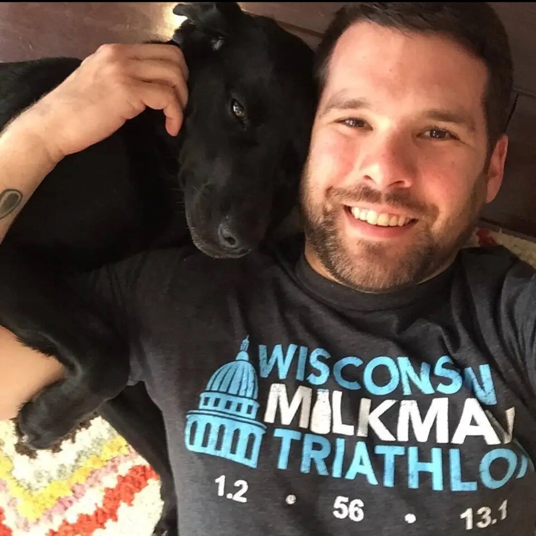 Meet Eric Beach, This Able Veteran Graduate, and His Dog, Maddie – This ...